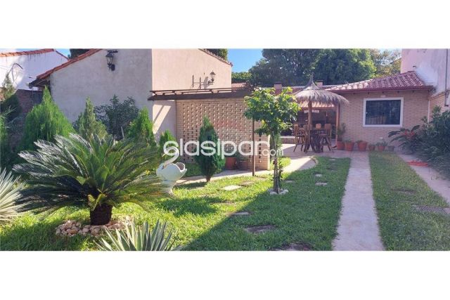 VENDO HERMOSA CASA EN MARIANO ROQUE ALONSO #2083794 | Clasipar.com en Paraguay