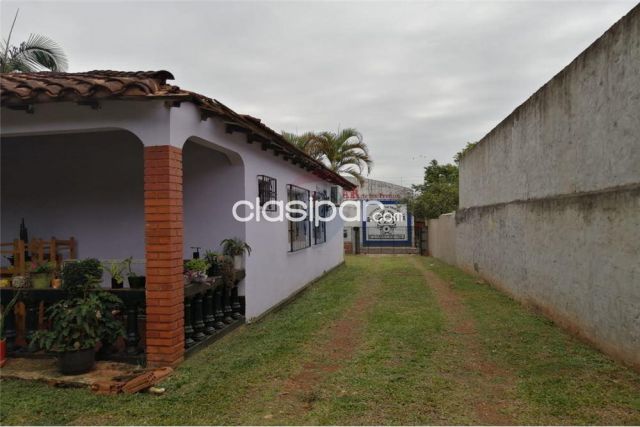 CASA EN VENTA Bº LAS CARMELITAS #1791801 | Clasipar.com en Paraguay