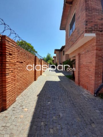 ALQUILO DUPLEX DE 3 DORM + á SERV EN B° SAN JORGE - GOETHE - YCUA SATI - COD A0161 #1986902 ...