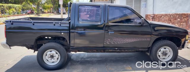 Vendo Nissan TD27 4x4 / DC del representante con Ced. Verde en buen ...